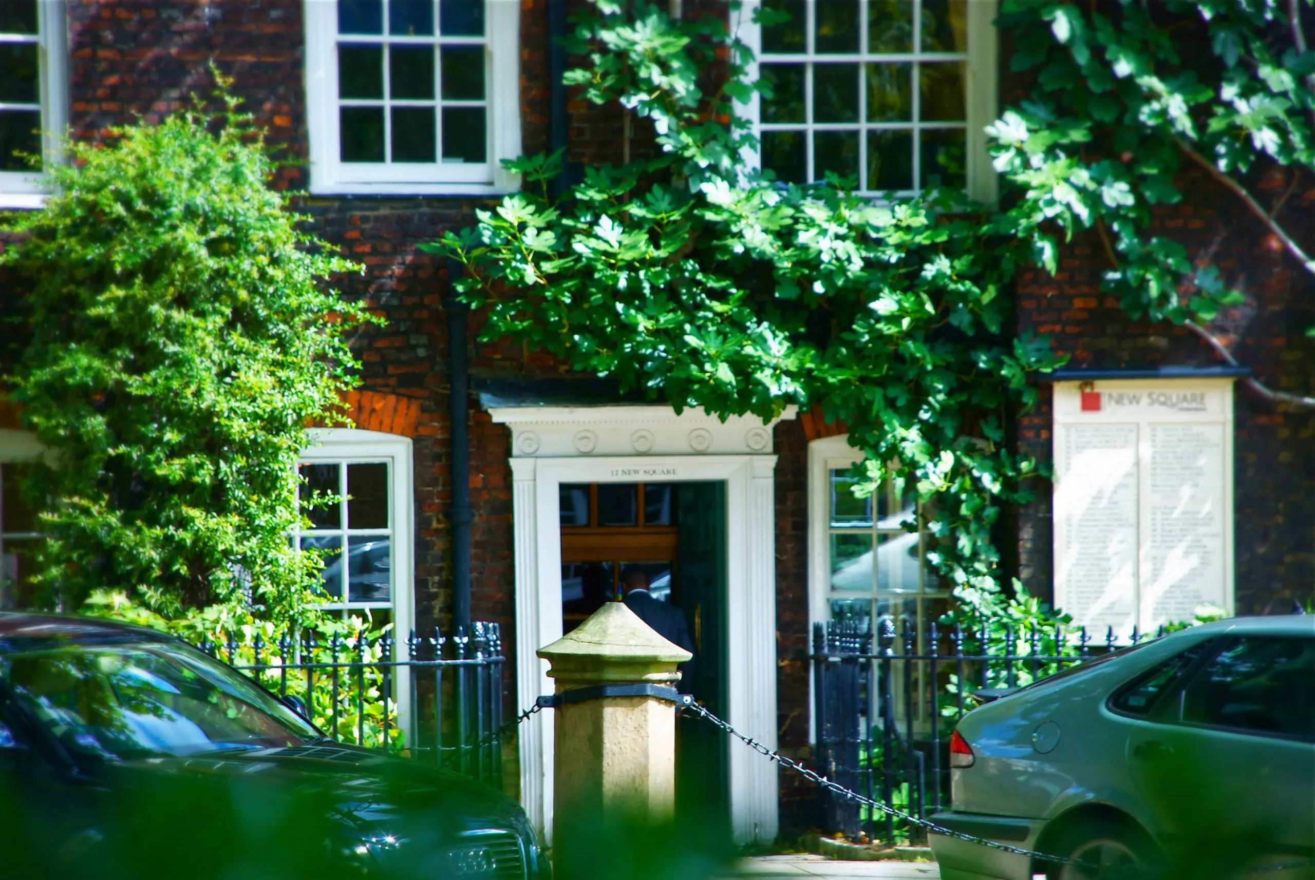 Alexander Learmonth KC features in TL4 HNW Divorce Magazine - Issue 17 ...