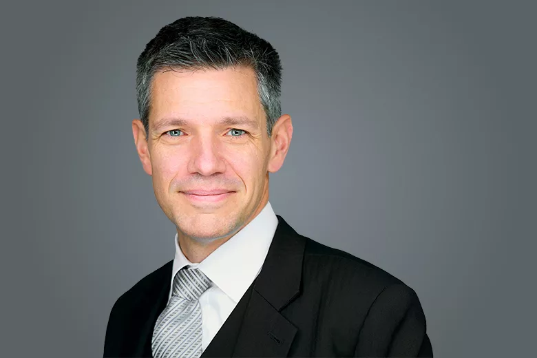 Alexander Learmonth KC | New Square Chambers